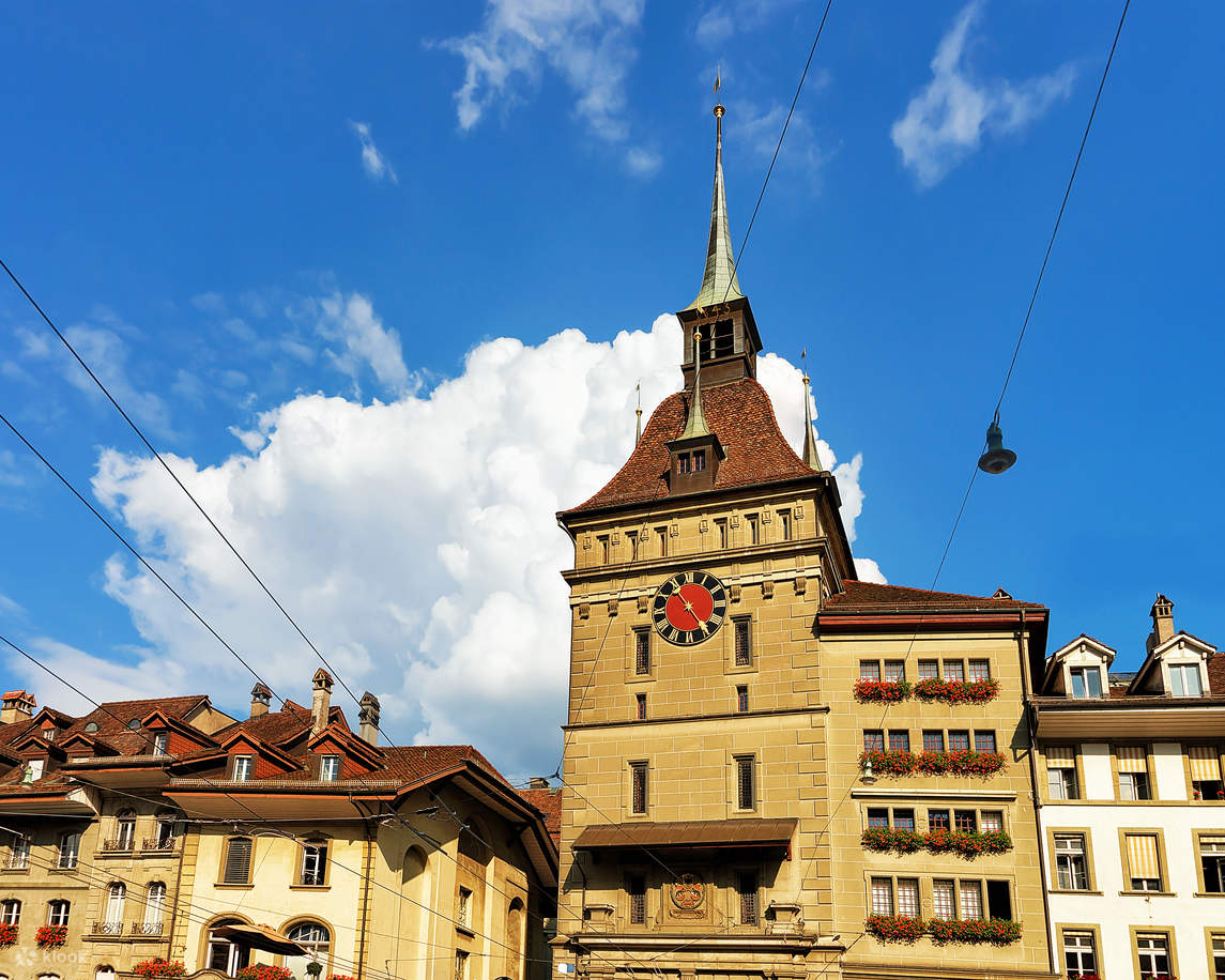 Explore the Tradition and Modernity of Switzerland with a Walking Tour ...
